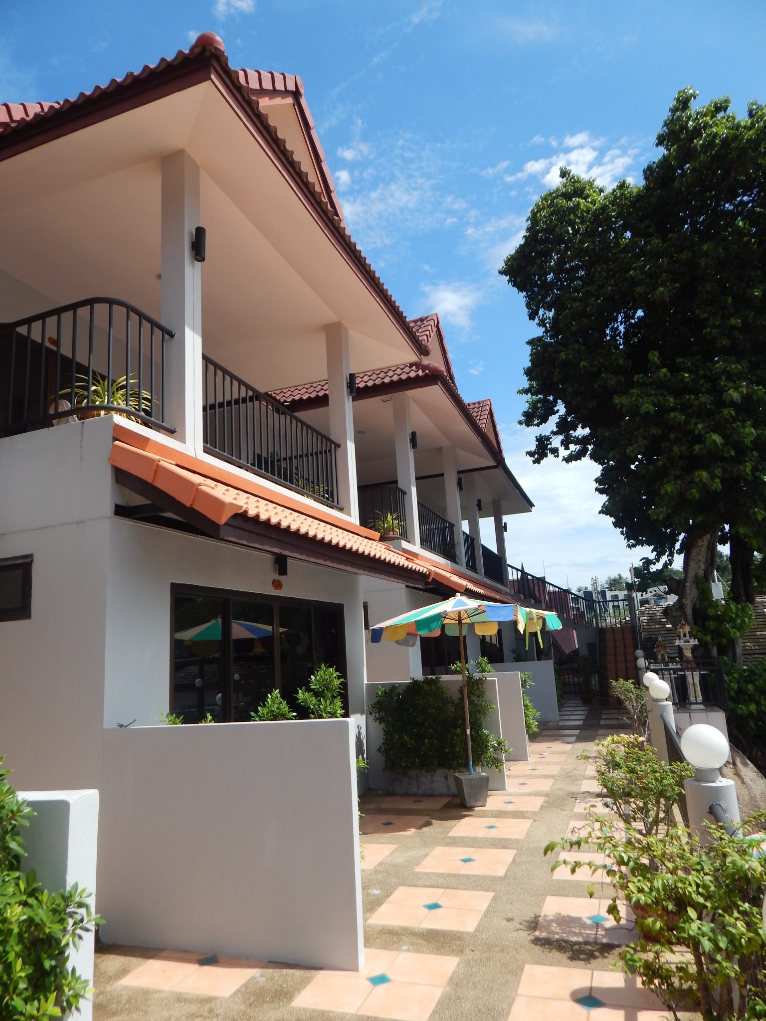 A complete guide to Kata Beach - Sightseeing Scientist