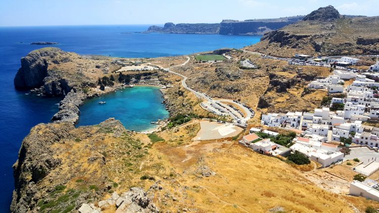 Photos to show you just how stunning Lindos is - Sightseeing Scientist