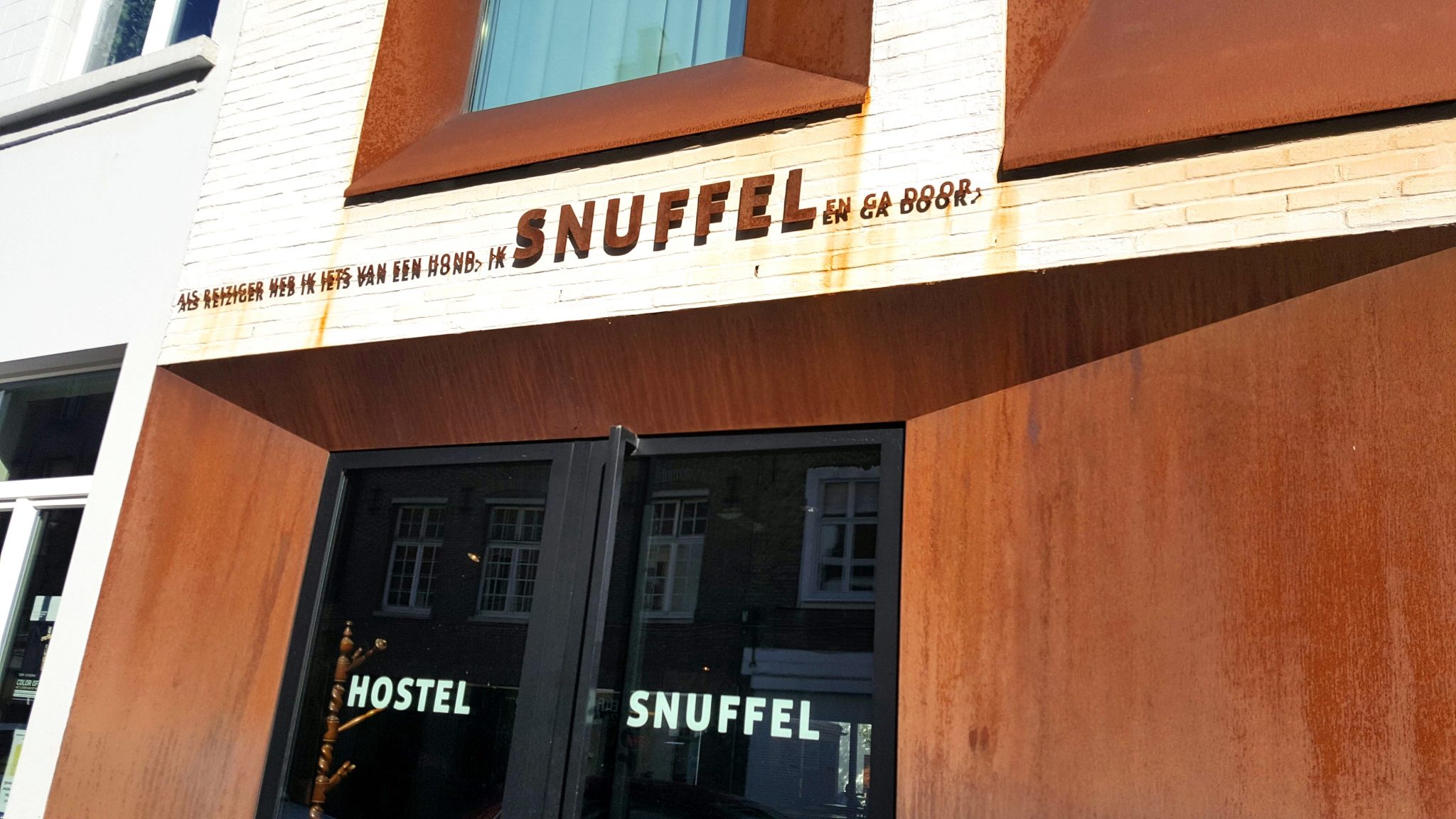 One night at Snuffel Hostel in Bruges - Sightseeing Scientist