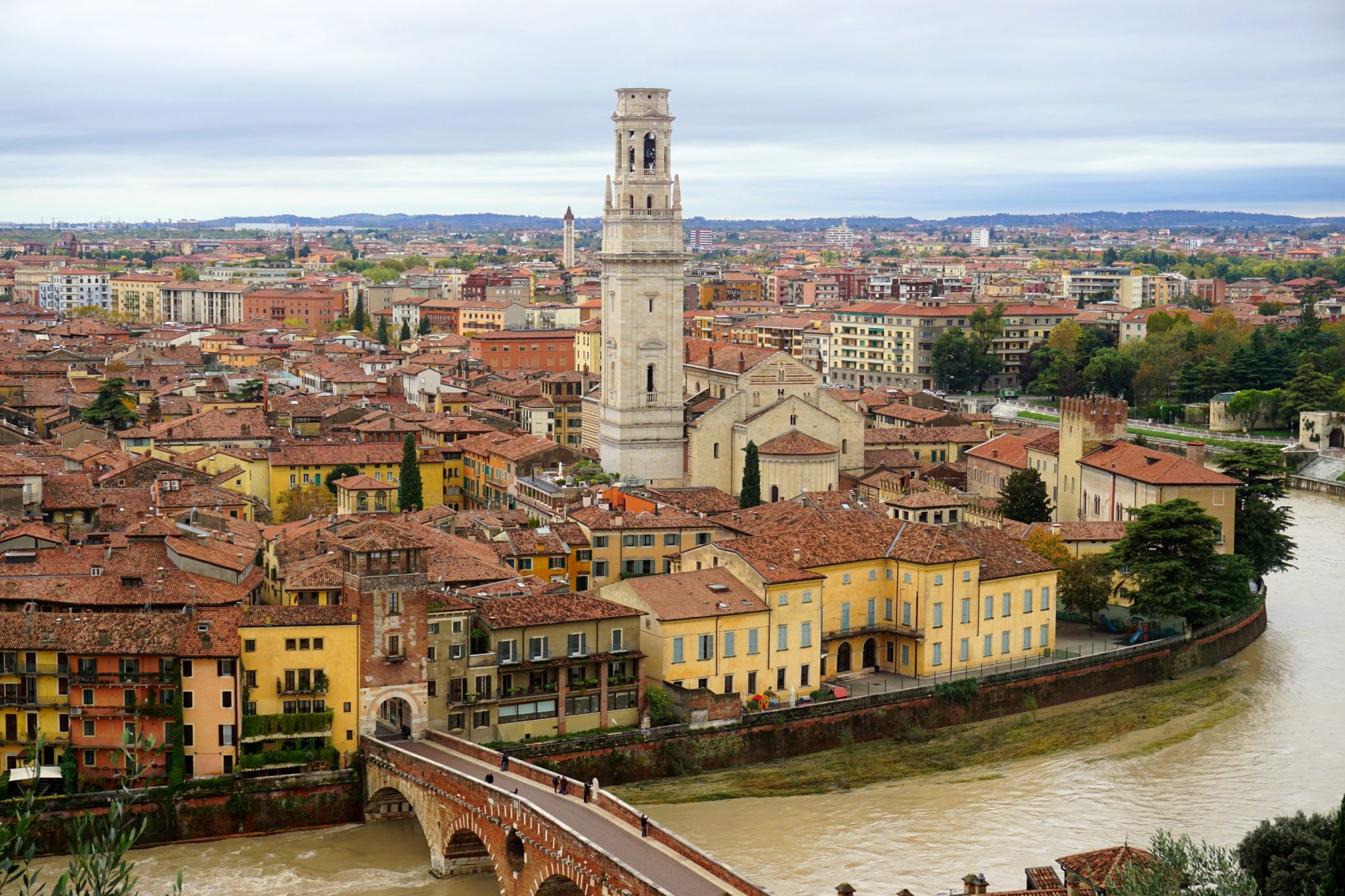The historical churches of Verona - Sightseeing Scientist